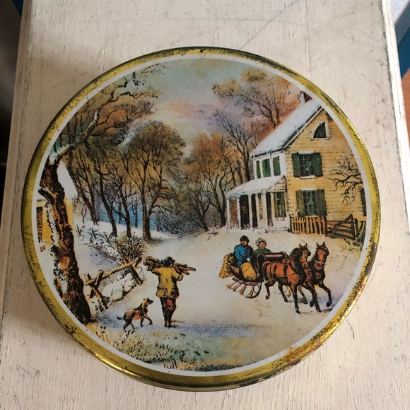 Vintage | Holiday | Vintage Winter Scene Tin | Poshmark